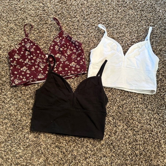 Hollister | Tops | Crop Top Bundle | Poshmark